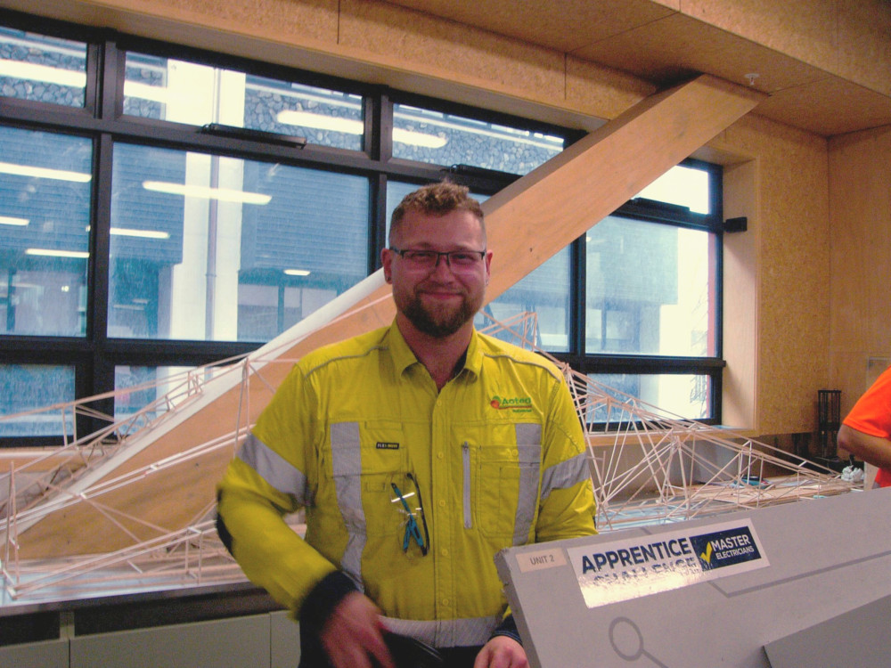 Bright sparks! - Otago Polytechnic